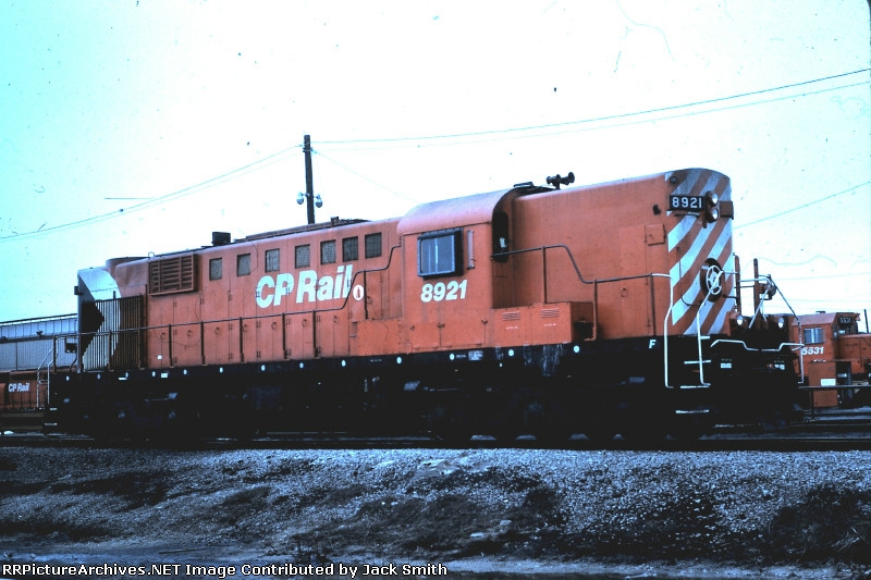 CP 8921